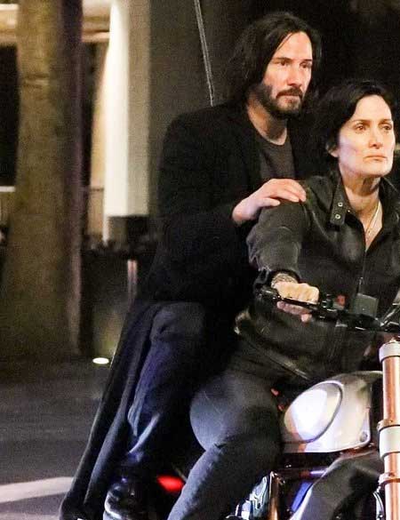 The Matrix 4 Keanu Reeves Trench Coat - Leather Outwears